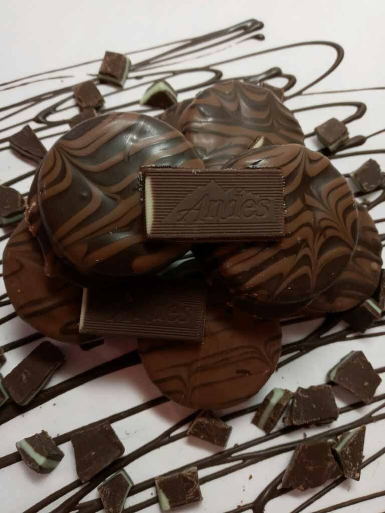mint oreos – Twisted Sweets